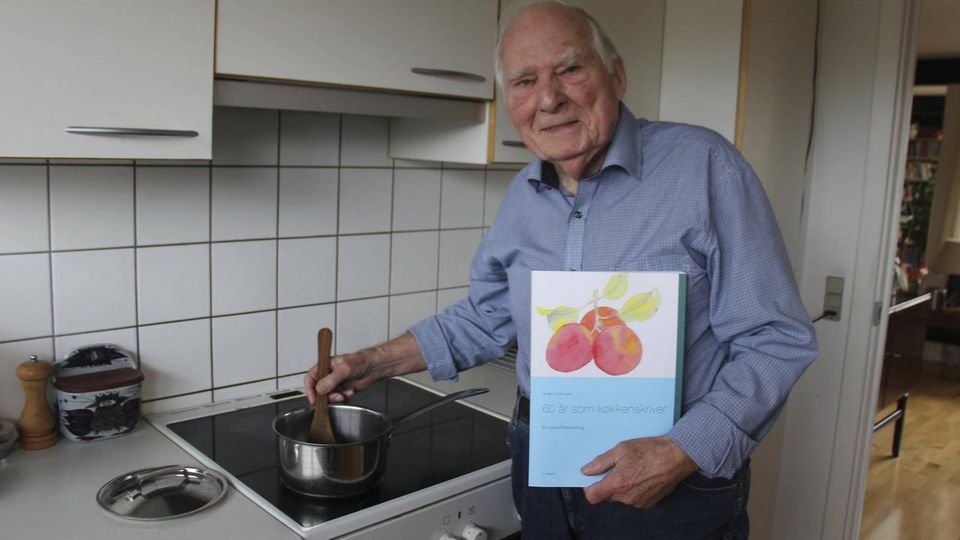88-årige Anders udgiver kogebog - Din Avis