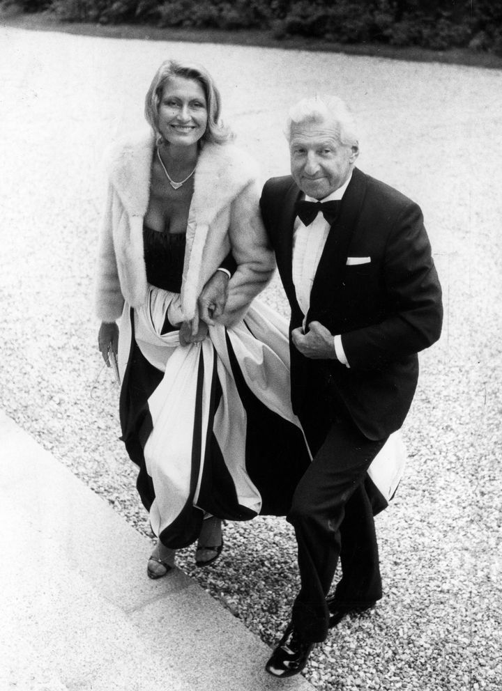 Nu sker det: Karin Salling åbner Herman Sallings egen Plads - Din Avis