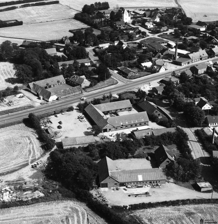 Randersvej skar Aarhus-landsby midt over, men så kom der et nyt ...