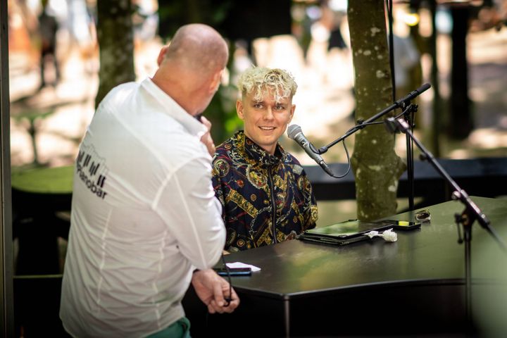 Danmarks nye pop-crooner hedder Emil Otto og er fra Ry: »Som barn var ...