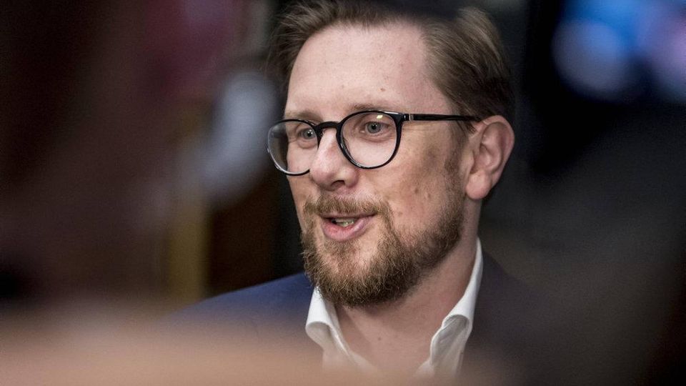 Simon Emil er blevet far for anden gang - Din Avis