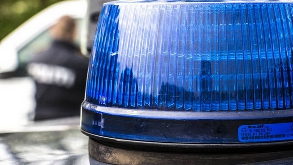 Idrætslærer krænkede elever og havde samleje med 13-årig: Nu får ...