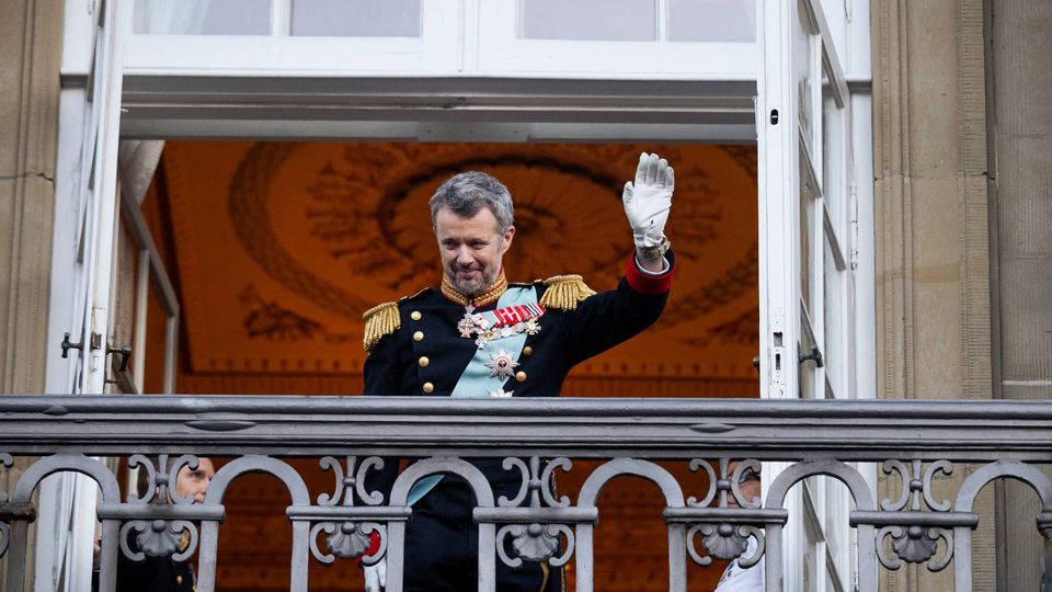 Den store kongeprøve venter Frederik i den første nytårstale til folket ...
