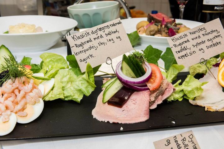 Karen fra Salling Aarhus er Dansk Supermarkeds bedste delikatesseelev ...