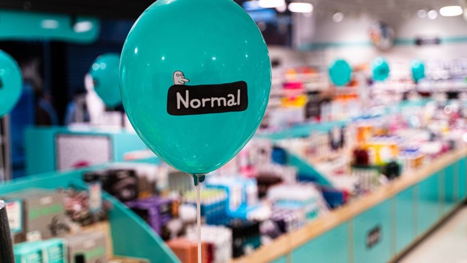 Her kommer der en ny og pæn stor Normal butik - Din Avis