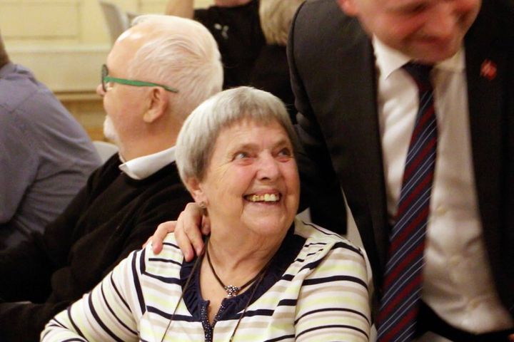 KV17: Justitsminister Søren Pape overrasket af sine forældre i Thorsø ...