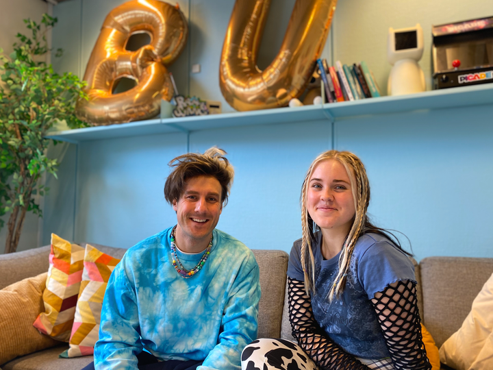 Når Inge taler, lytter børn: Ultra Nyt fylder 10 år - Din Avis