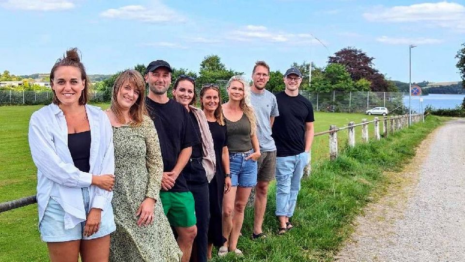 »Det er fantastisk at se, hvordan hele byen bakker op«: Fest for ...