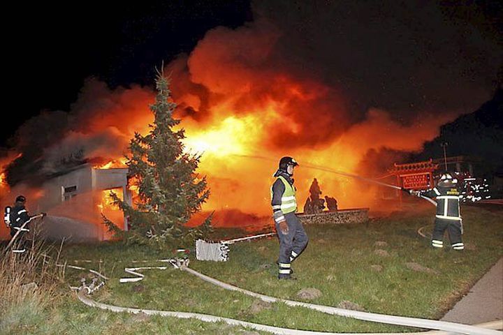 Restaurant brændte ned - Din Avis