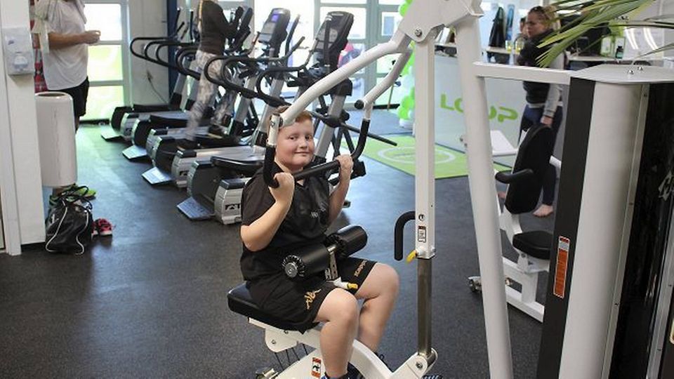 Lucas på ti år dyrker fitness efter skole - Din Avis